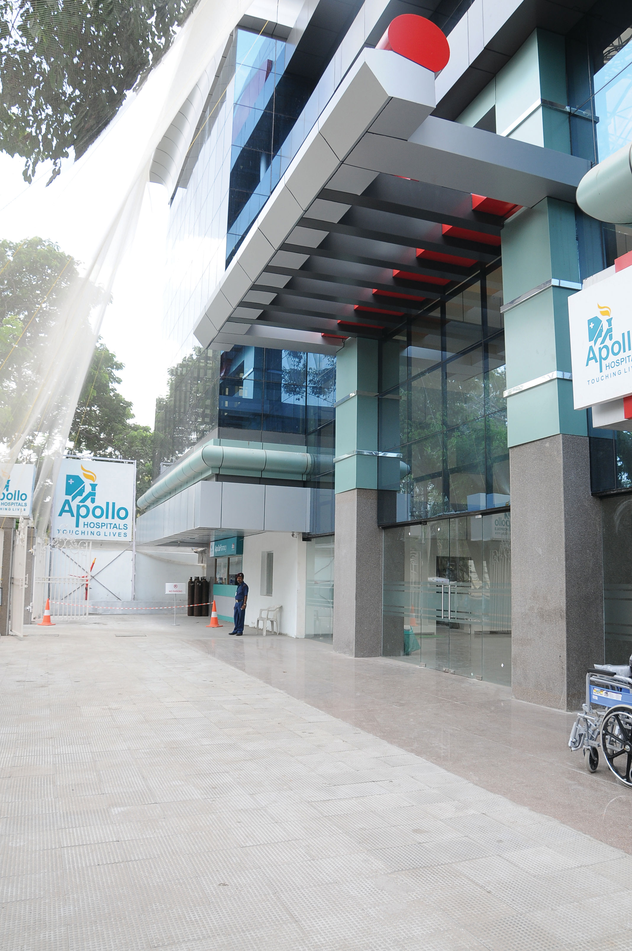 Best Apollo Multispeciality Hospital in Hyderguda Hyderabad , Book ...